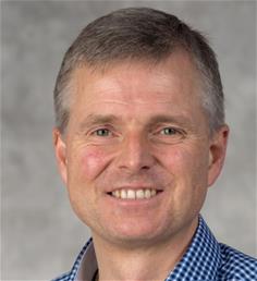 Mr Richard Pamenter